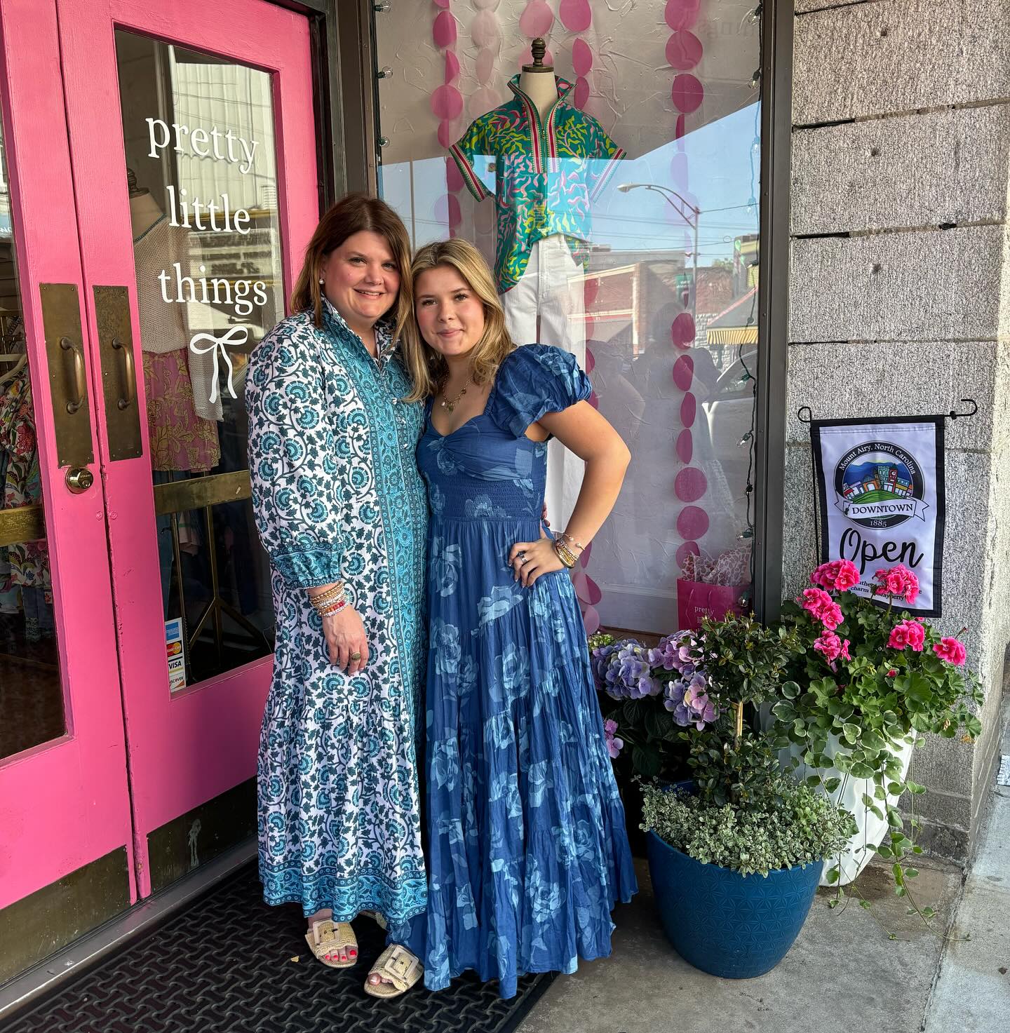 pretty little things